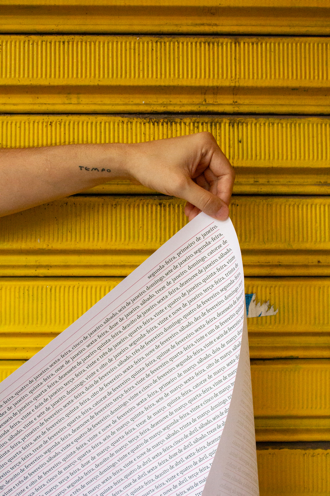“Calendário de dois mil e vinte e quatro por extenso”, 2023, by Daó ...